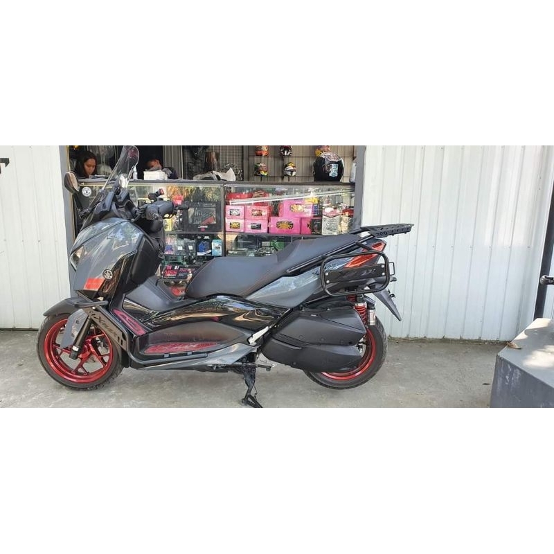 Redmotoshield top with side pannier bracket for Xmax 300 super heavy ...
