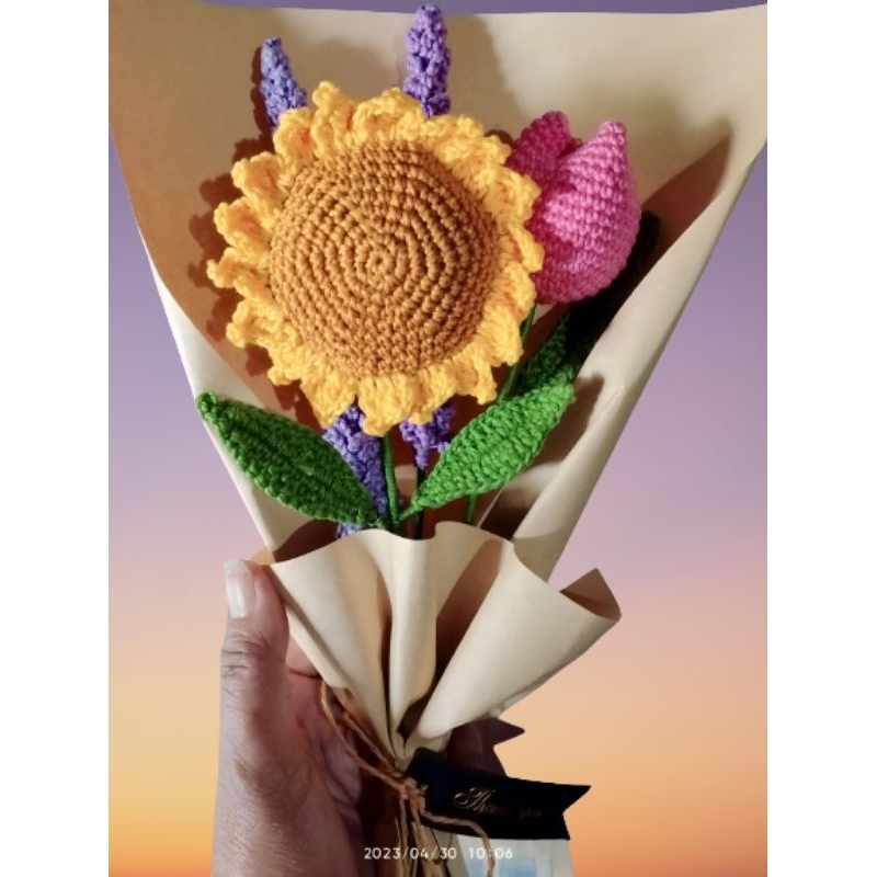 Crochet Flower Bouquet(Pre order!! Message us first!) | Shopee Philippines