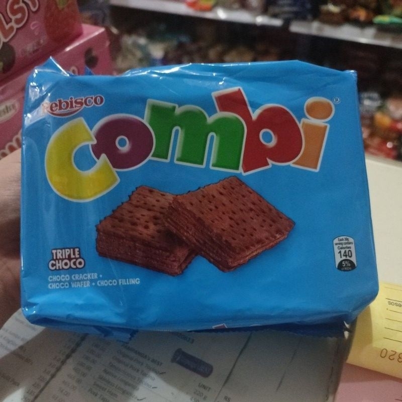 Rebisco Combi Tripple Choco 10x30grams | Shopee Philippines