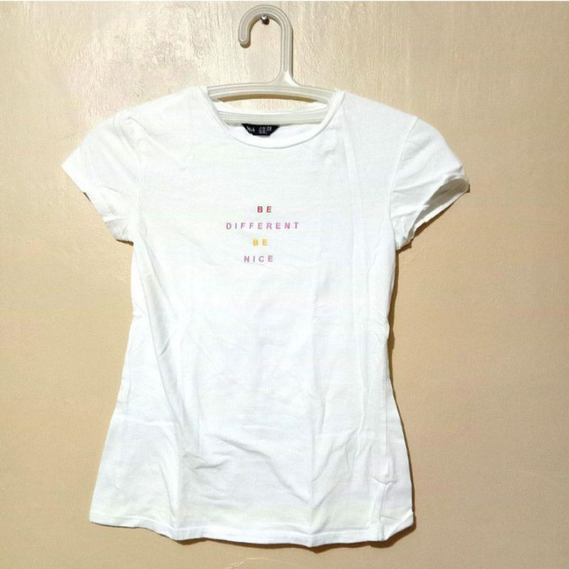 SPLASH (SIZE S) WOMEN'S WHITE STATEMENT SHIRT ("BE DIFFERENT, BE NICE ...