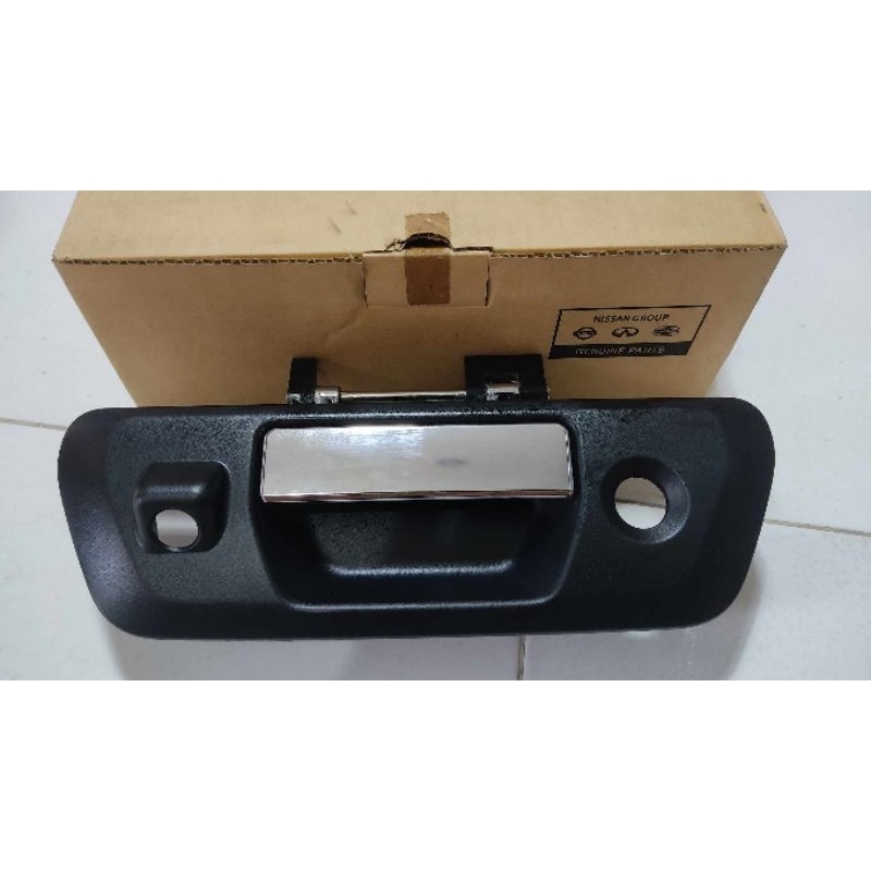 Genuine Nissan Navara D23 NP300 2015-2021 TAILGATE HANDLE | Shopee ...