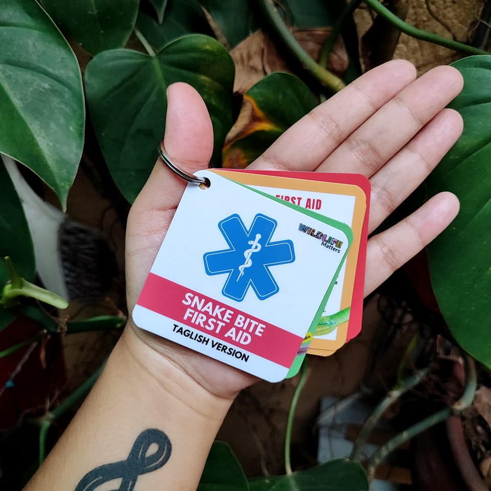 Snake Bite First Aid Emergency Keychain Booklet | Shopee Philippines