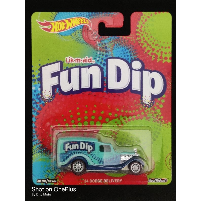 Hot Wheels Pop Culture Willy Wonka Fun Dip Dodge Delivery Red Line