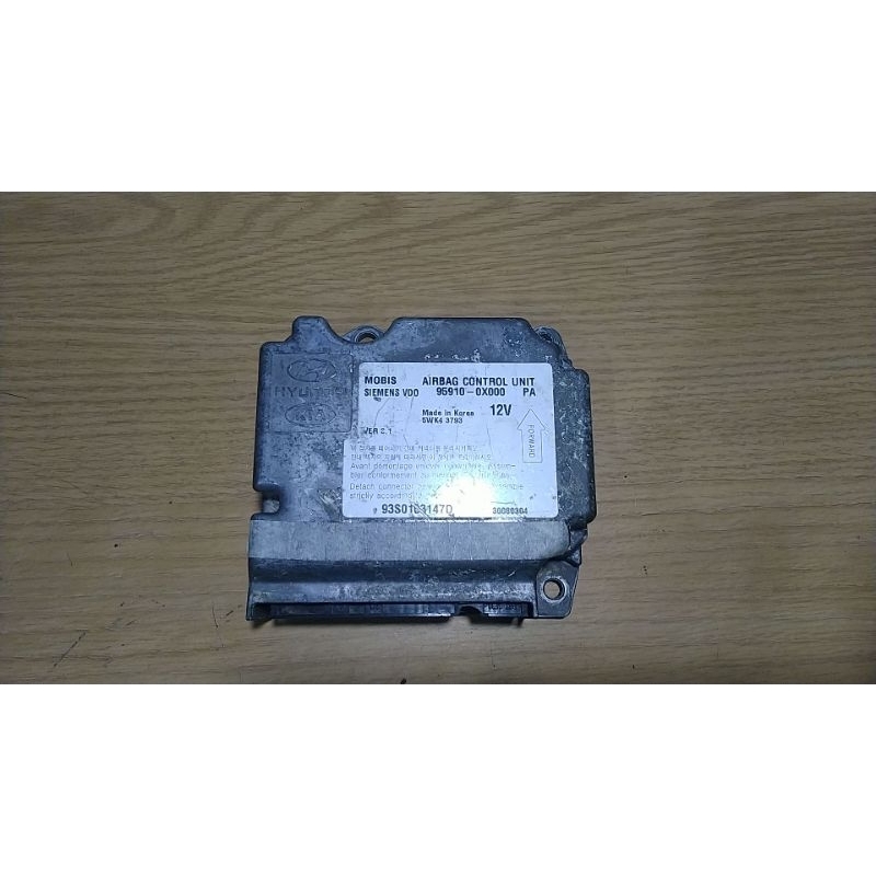 Airbag Control Unit/Restraint Control Module ECU 12V - Hyundai Kia i10 ... Airbag Control Unit/Restraint Control Module ECU 12V - Hyundai Kia i10 ...