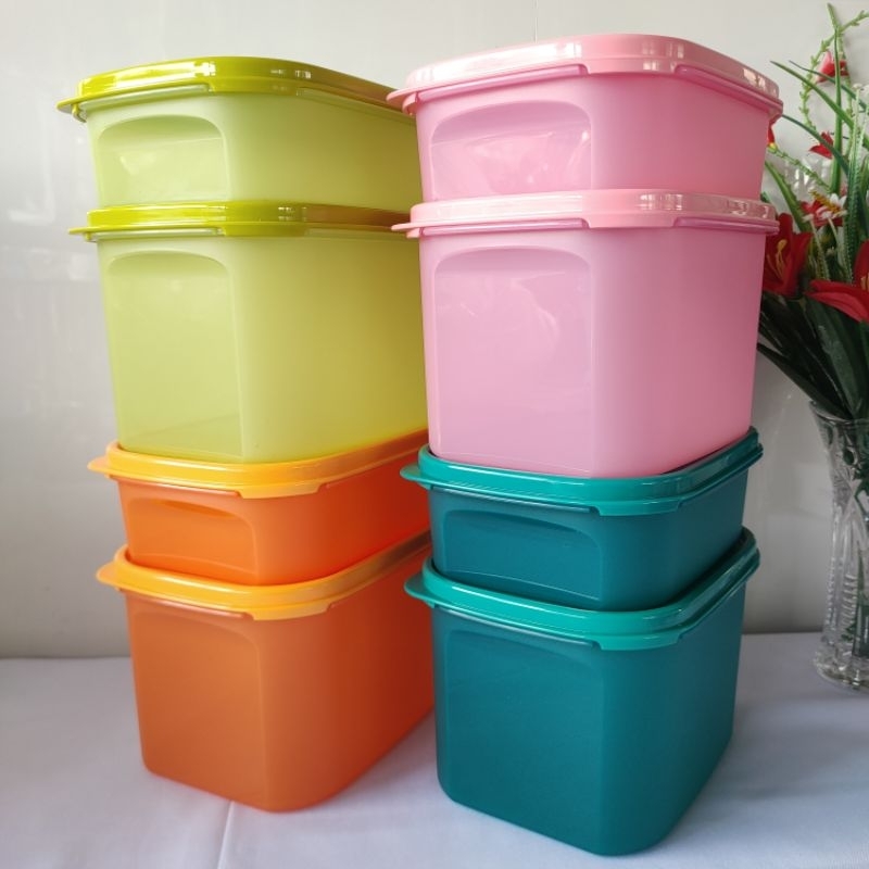 Tupperware Brands Bundle Set( please read the description 1st before ...