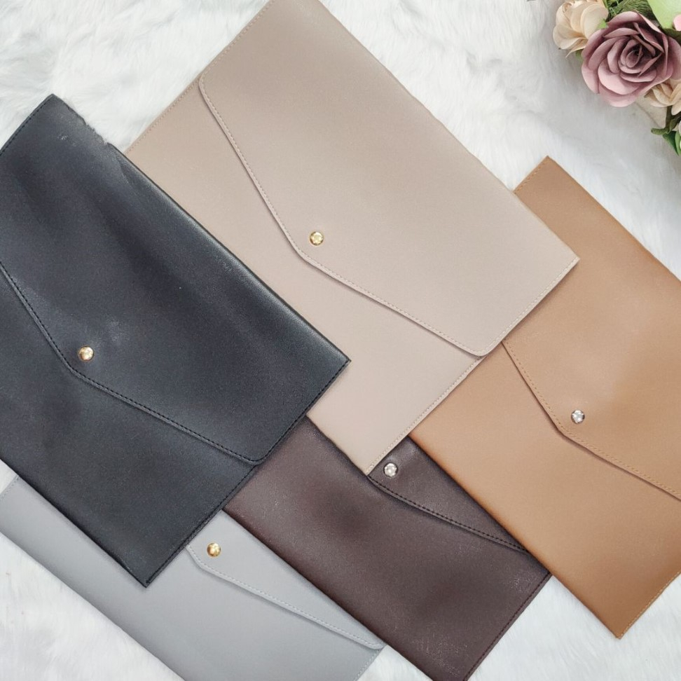 Namiholic Amy Envelope Sleeve for small Laptop with Magnet Enclosure ...