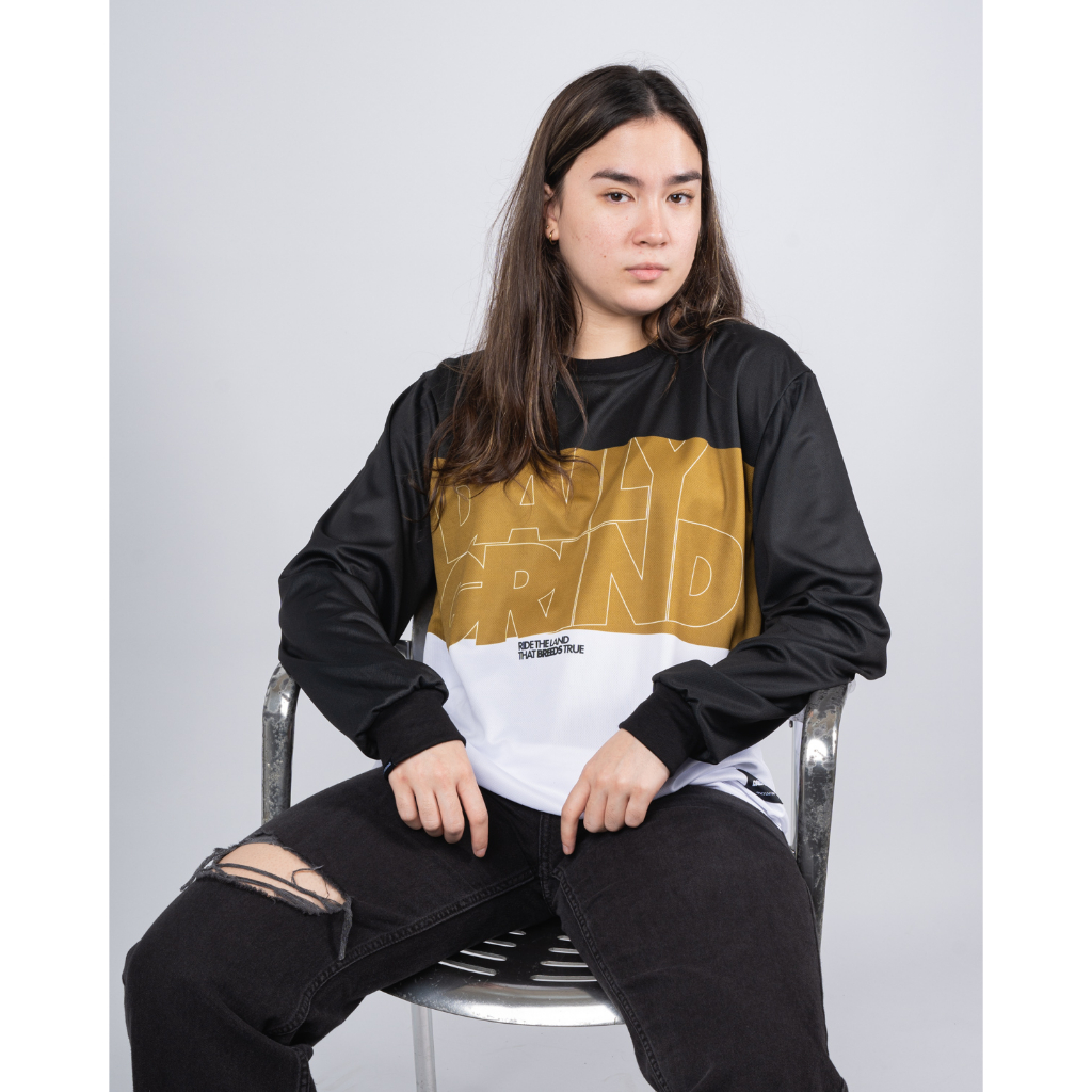 DAILY GRIND 3FOLD JERSEY LONGSLEEVES WHITE | Shopee Philippines