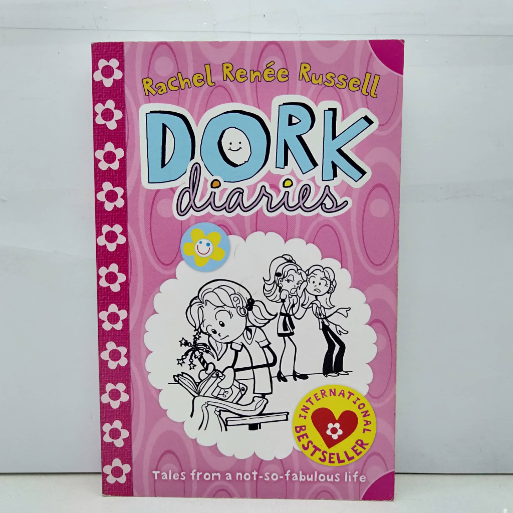 DORK DIARIES (SOFTCOVER) BY RACHEL RENEE RUSSELL (Author) | Shopee ...