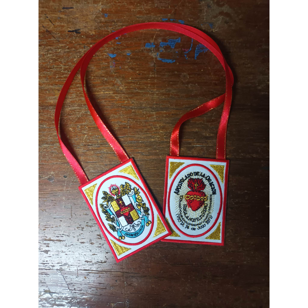 TS23 081,82 Premium GOLD embro Red Scapular devotion Sacred Heart of ...