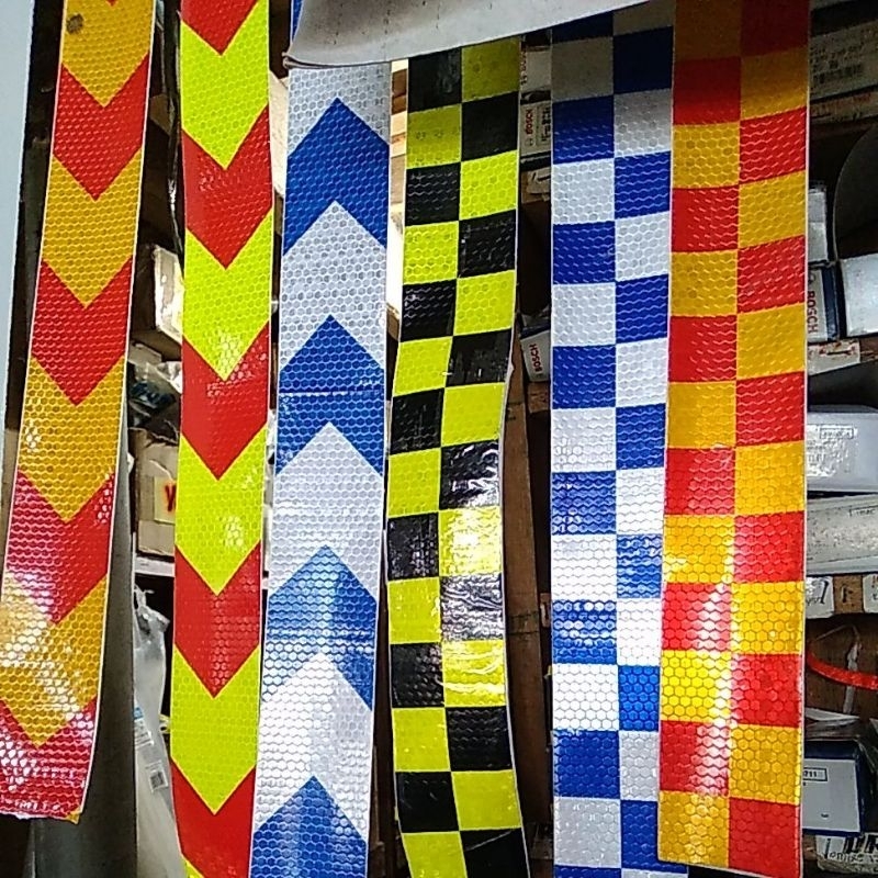 REFLECTORIZED STICKER PLAIN ( PER FOOT ) price is per 12 inches ...