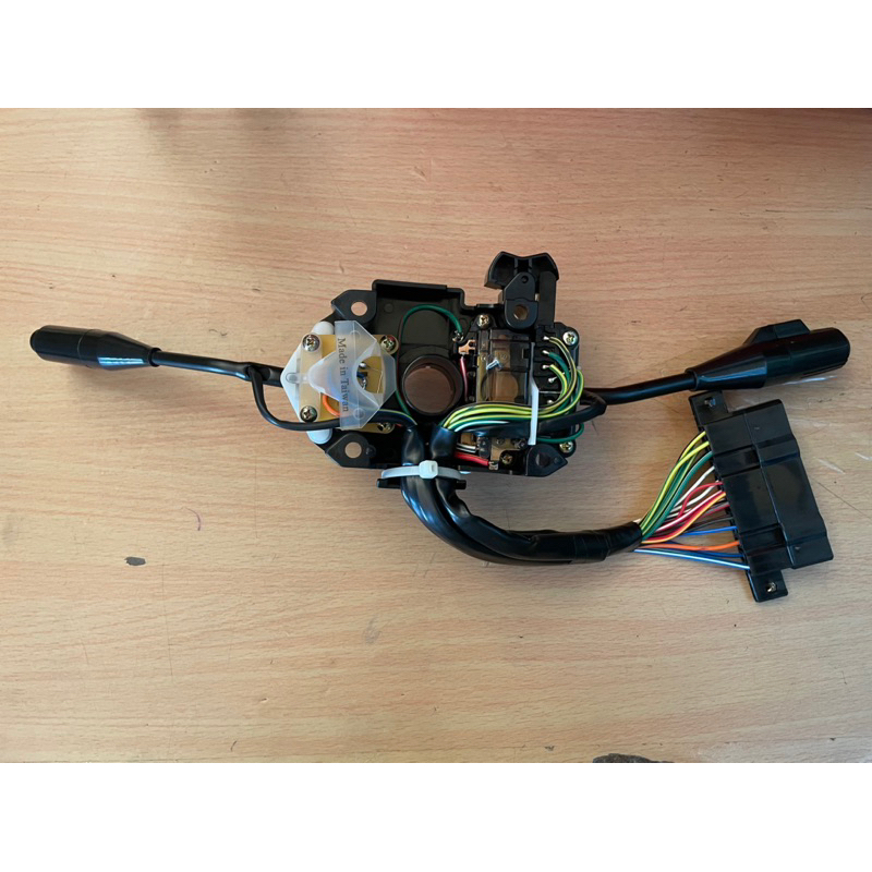 Toyota Tamaraw FX/ Land Cruiser FJ60 1981-1987 Turn Light and Wiper ...
