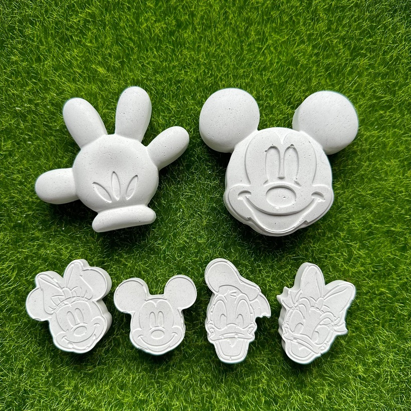 MICKEY MOUSE | MICKEY AND FRIENDS PLASTER PAINTING SET | Shopee Philippines