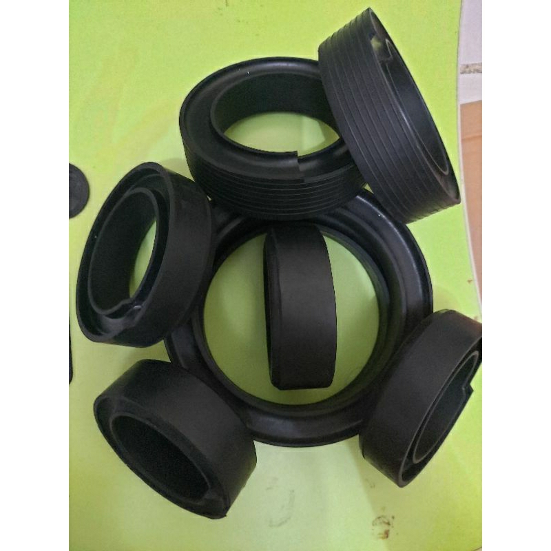 Rubber lifter for Hyundai i10 2pcs in 1 order heavy duty | Shopee ...