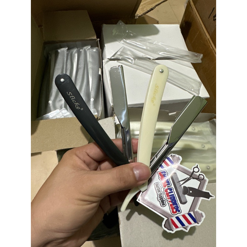 Shaving Razor/ Labaha Napapalitan ng blade Black & white for barbershop ...