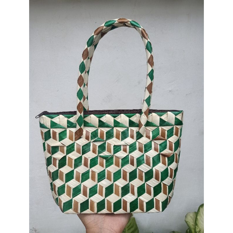 Native buri bag with zipper/rebbon | Shopee Philippines