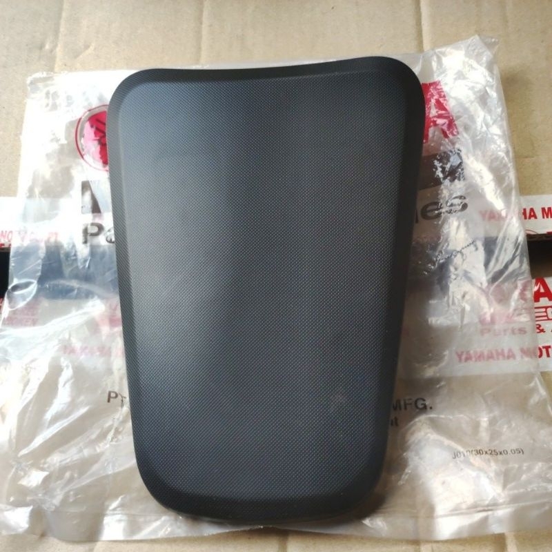GAS LID COVER / TANK COVER SMALL AEROX V2 V3 YAMAHA GENUINE | Shopee ...