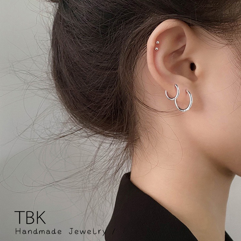 TBK Korean Silver Round Titanium Steel Earring Unisex Couple Earring ...