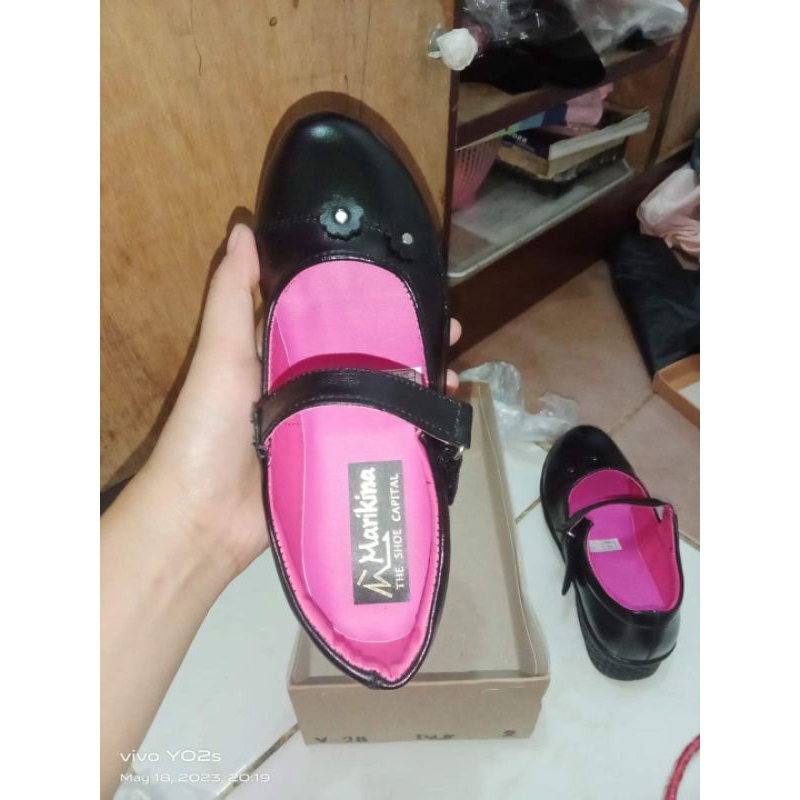 Made In mArikina shoes (wholesale & Retail price) | Shopee Philippines