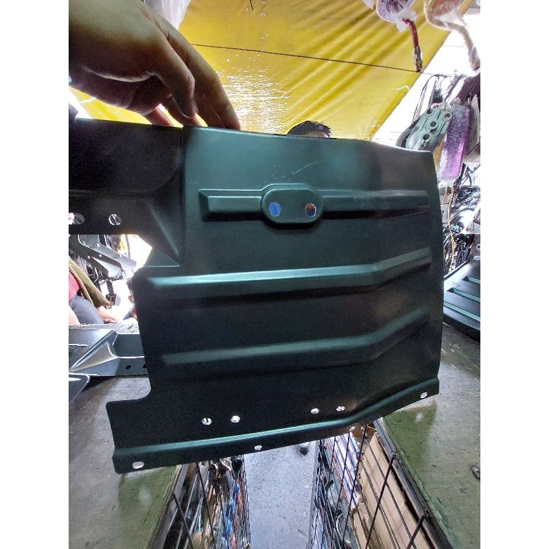 TAPALODO/ MUDGUARD PLASTIC FOR ISUZU NKR GIGA/NHR | Shopee Philippines