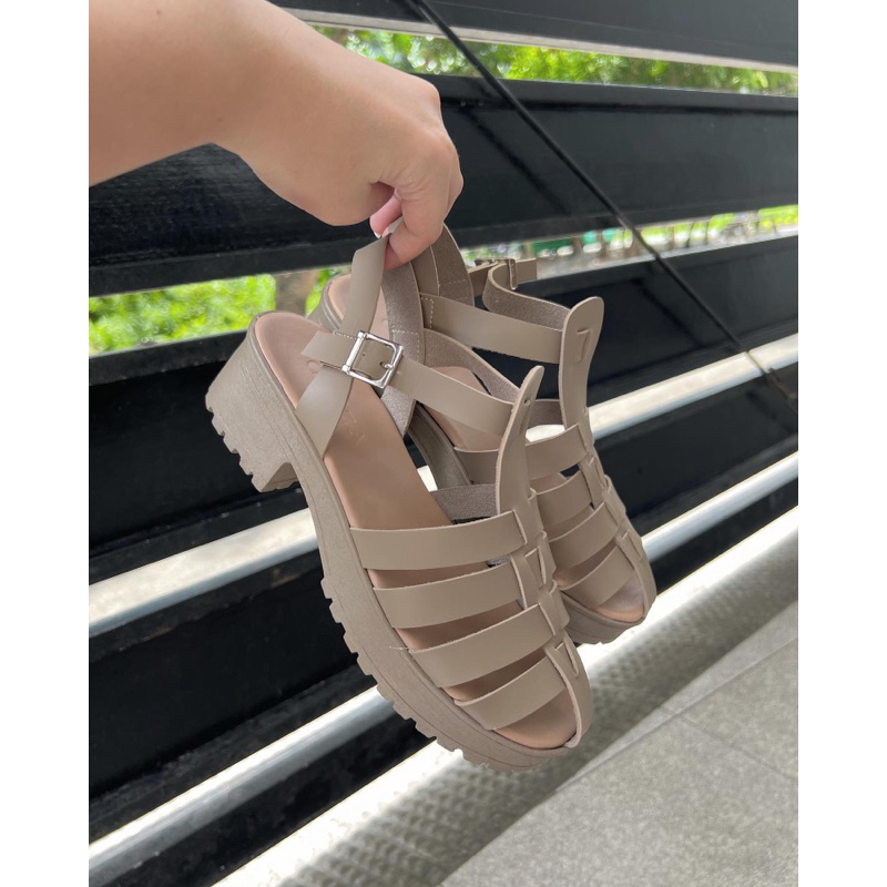 CRIZA SHOES JIN CHUNKY HEEL SANDALS | Shopee Philippines