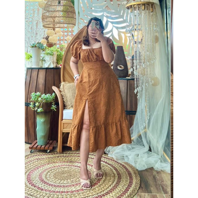 Elizabeth Plain Eyelet Offshoulder Bustier Top High Slit Maxi Dress ...