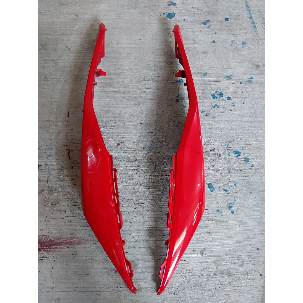 AEROX V2 COVER SIDE 5 & 6 (YGP) (GENUINE: 5 LEFT- BBP-F171E-00 / 6 RIGHT- BBP-F171X-00) | Shopee ...