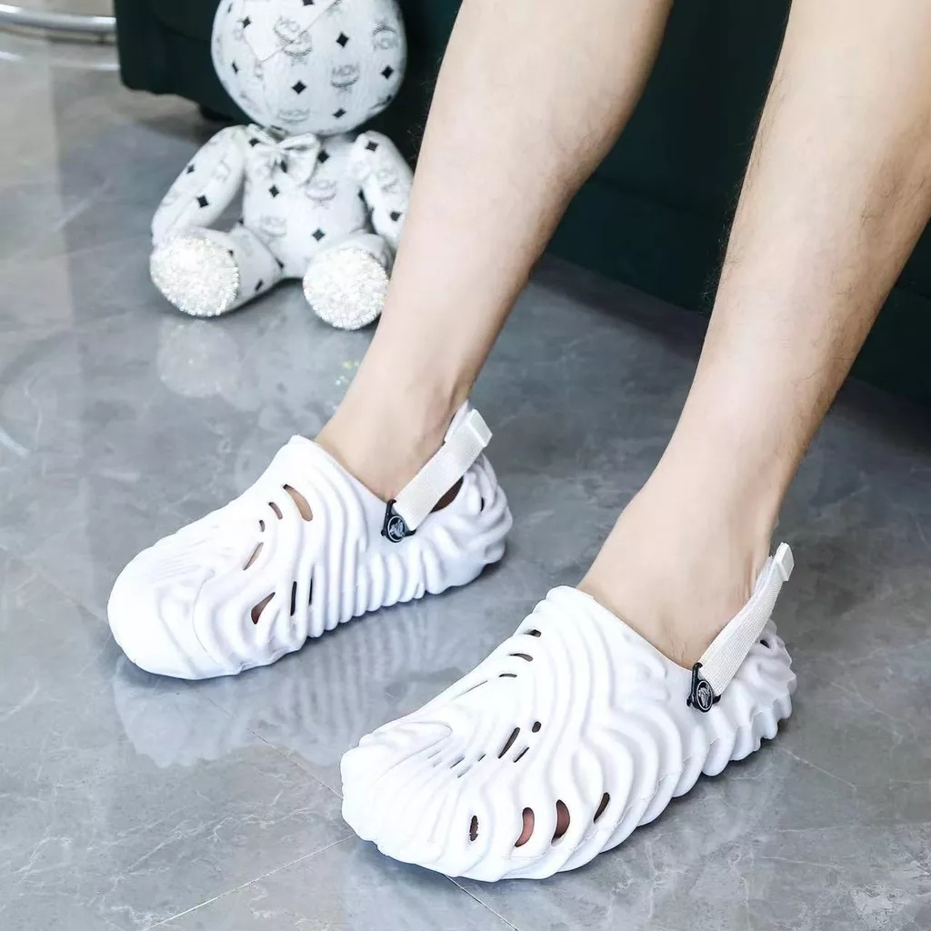 2023 Professional Crocs Soft Comfy Upper Rubber Sole Fingerprint Hole ...