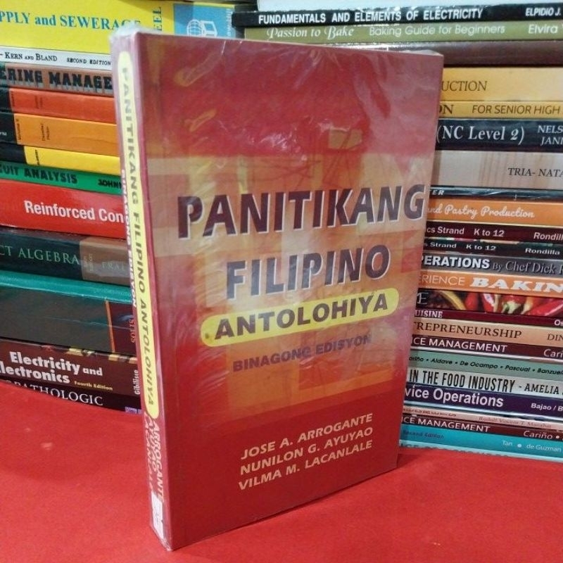 Panitikang Filipino 𝗖𝗼𝗹𝘂𝗺𝗯𝗮𝗻