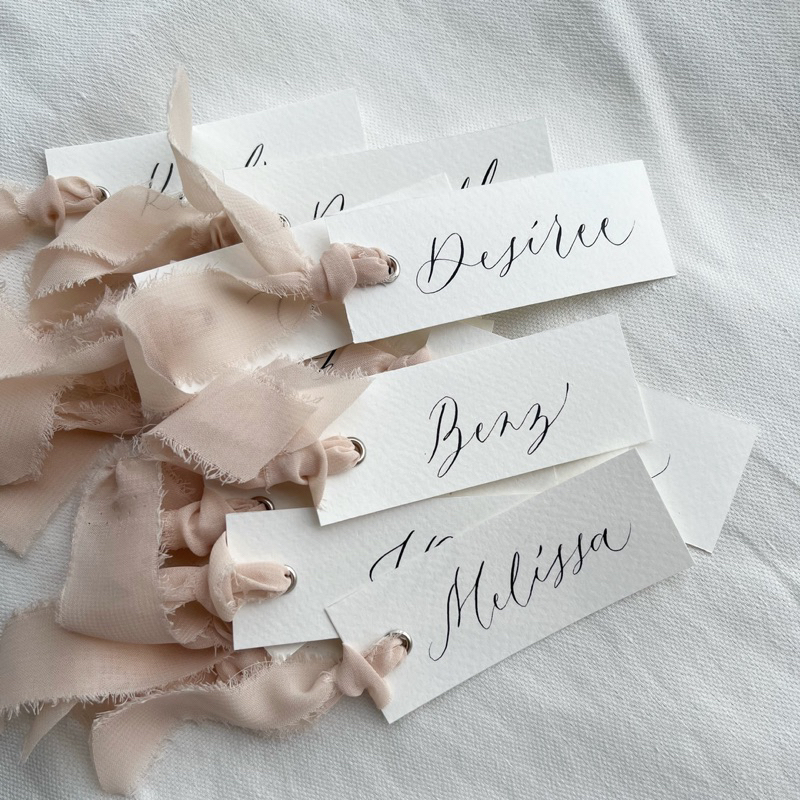 Calligraphy wedding place cards (price is per place card) | Shopee ...