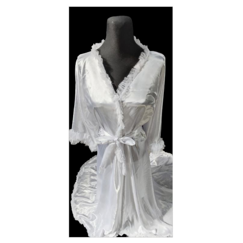 SATIN SILK BRIDAL ROBE ROUND TRAIL photoshoot dress predebut shoot ...