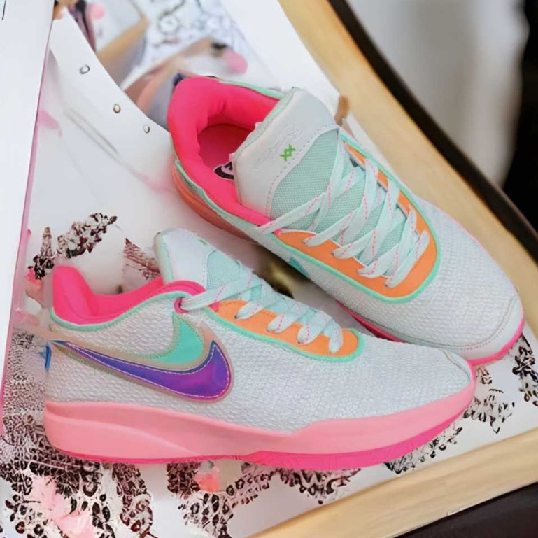 Lebron Fashion Korean Sports Basketball Shoes Sneakers Midcut For Women ...