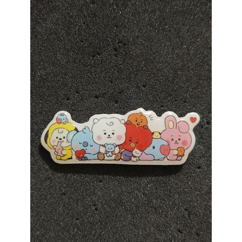 BT21 BTS PIN PLASTIC | Shopee Philippines