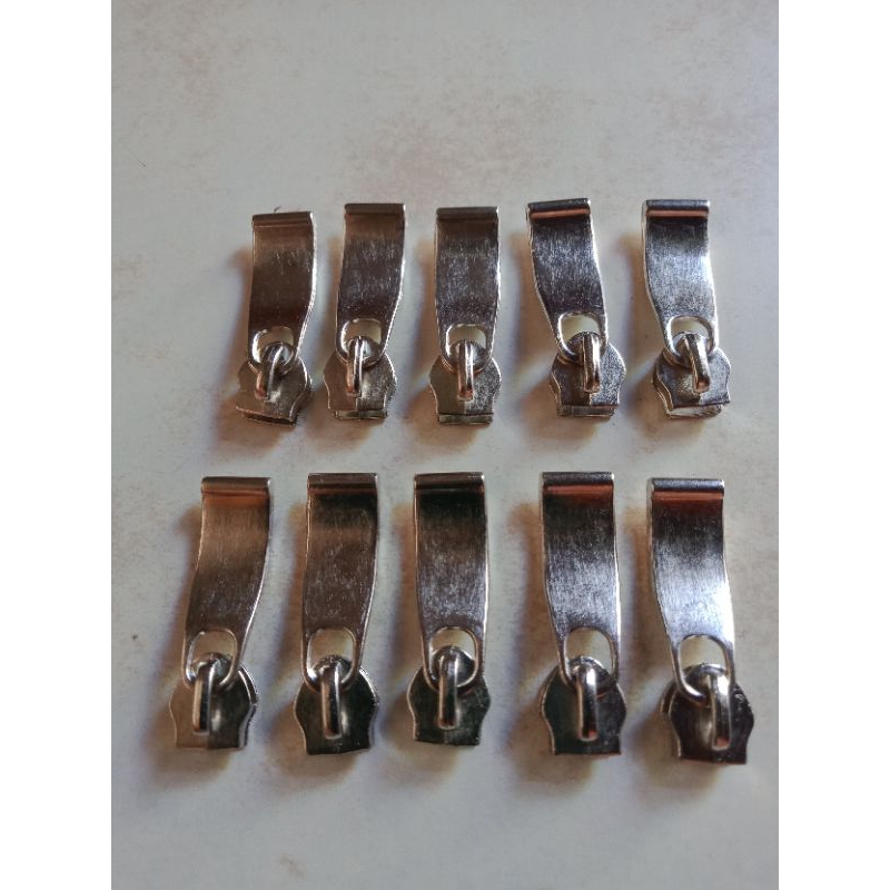 Zipper slider #5 sold per 10 Pcs. 30 pesos. | Shopee Philippines
