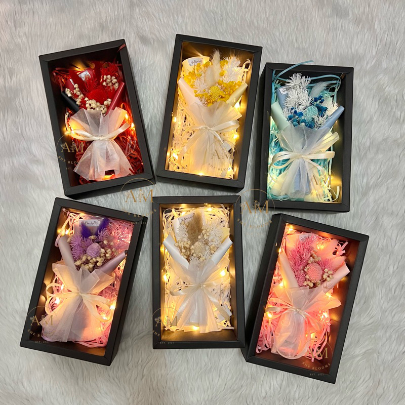 Mini Dried Flower Bouquet in a Box | Asstd Dried Flowers | 7 inches ...