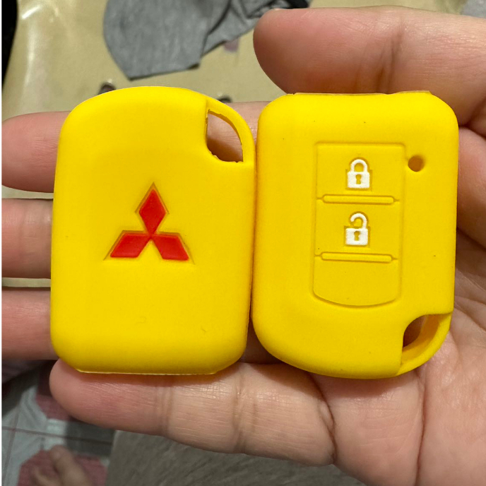 Silicone Car Key Cover for Mitsubishi Xpander GLX, Montero GLX, Mirage ...