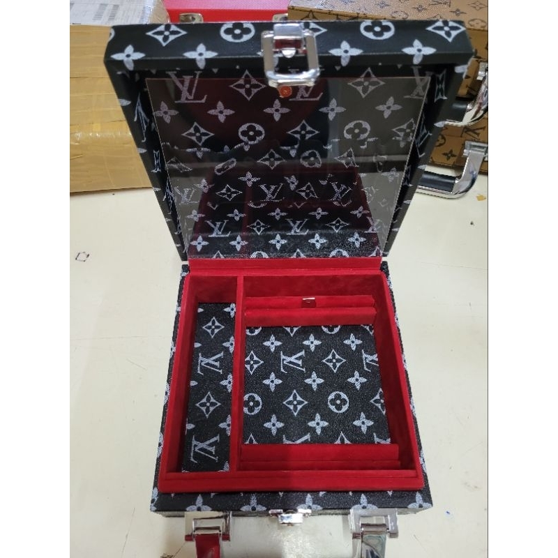 Tari case (hard box type) capacity of 16 gaffs in full fiber | Shopee ...