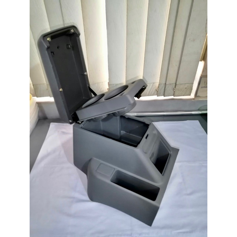 Mitsubishi Pajero Gen 2 / Fieldmaster center armrest box | Shopee ...