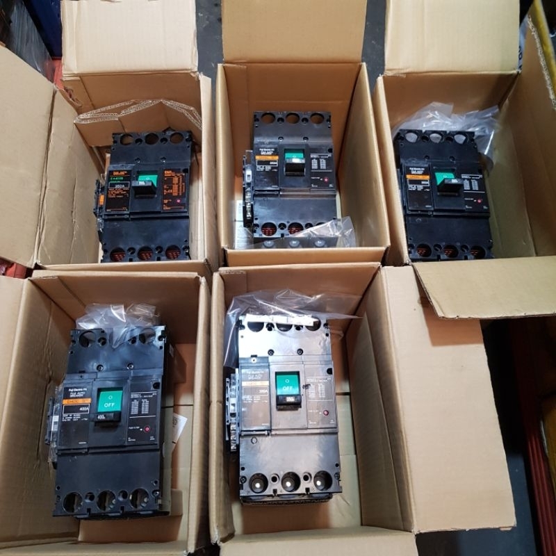 Circuit Breaker 3pole 250A,300A,350A,400A FUJI EA403C(Original Made in ...