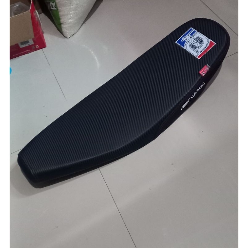 Nathong flat seat for suzuki raider 150 carb. | Shopee Philippines