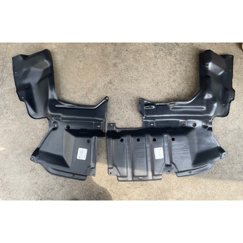 Toyota Altis 2008-2012 Engine Cover Set (No Clips Included) | Shopee ...