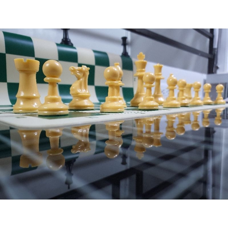 SOLID Chess Pieces with EXTRA QUEENS Good for CHESS CLUB (PIECES ONLY ...