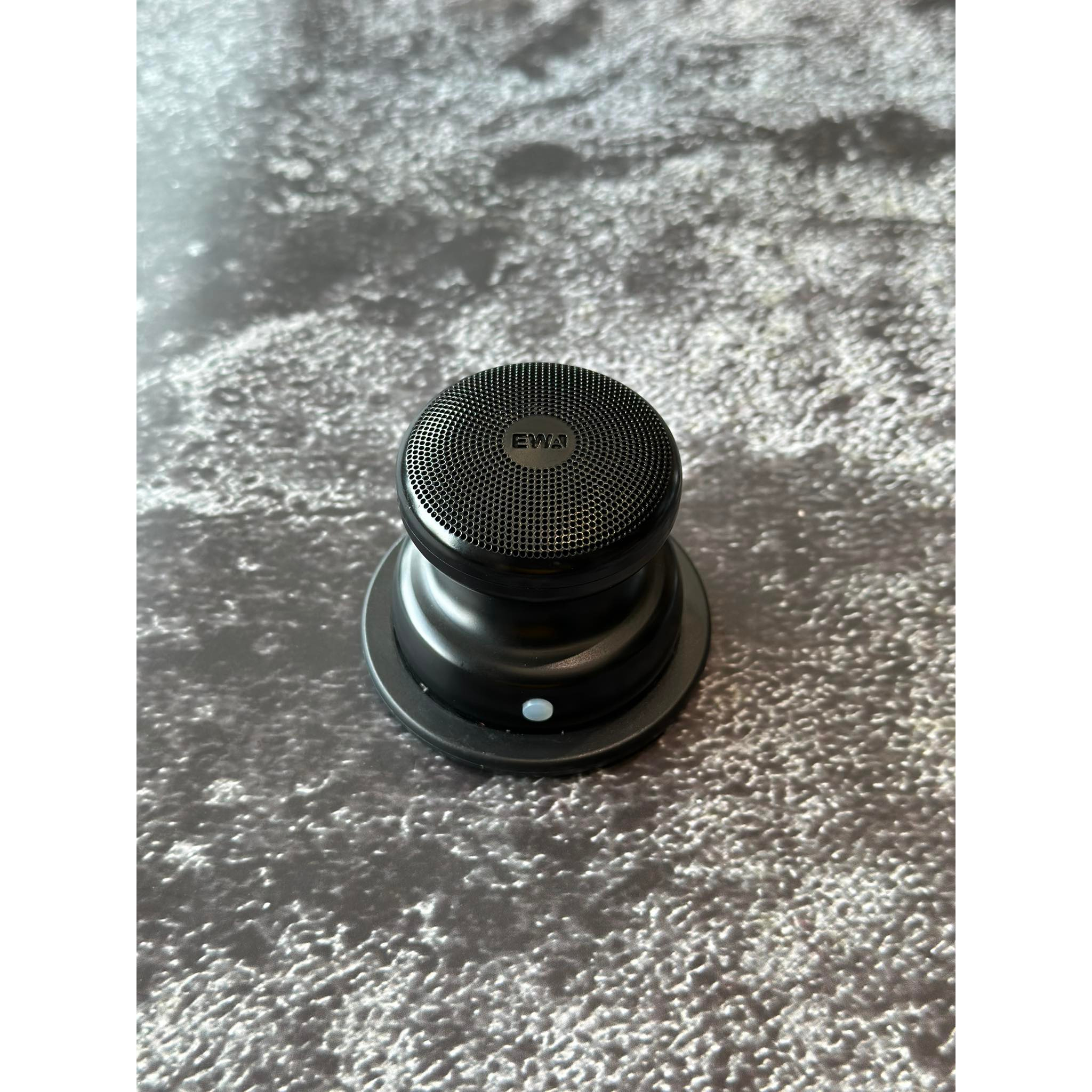 Ewa Mini Bluetooth Magsafe Speaker | 5Hrs Use | 700mAh | Mobile Stand ...