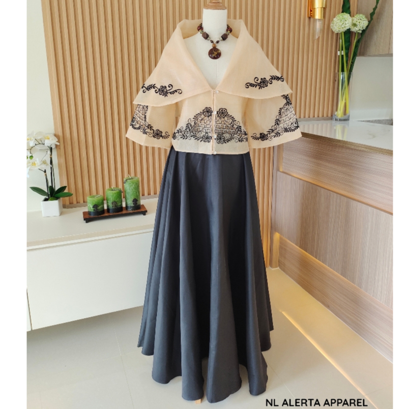 MODERN FILIPINIANA MARIA CLARA TOP BARONG AND SKIRT FOR WOMEN ...