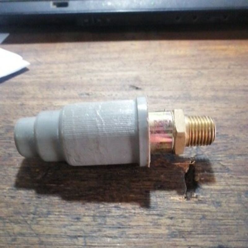 RELEASE SAFETY VALVE ISUZU V10 | Shopee Philippines