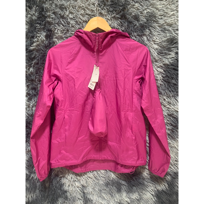 WOMEN POCKETABLE UNIQLO JOCKET(S) | Shopee Philippines