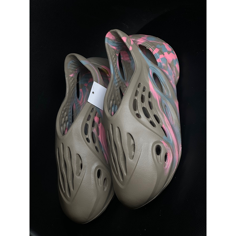 YEEZY FOAM RUNNER SLIDE HIGH QUALITY | Shopee Philippines