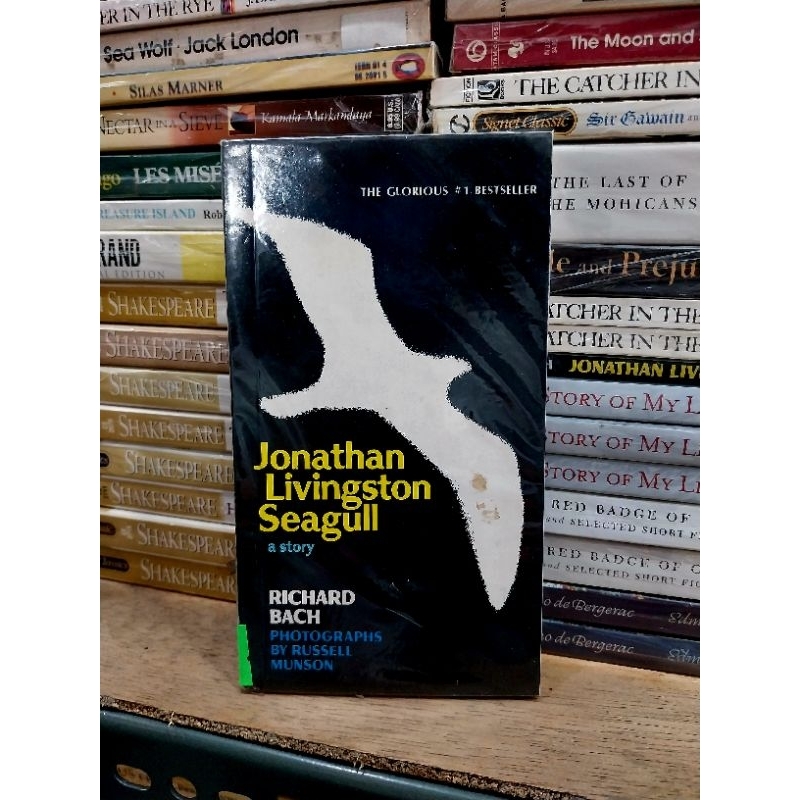 Classic Novel-Jonathan livingston Seagull | Shopee Philippines