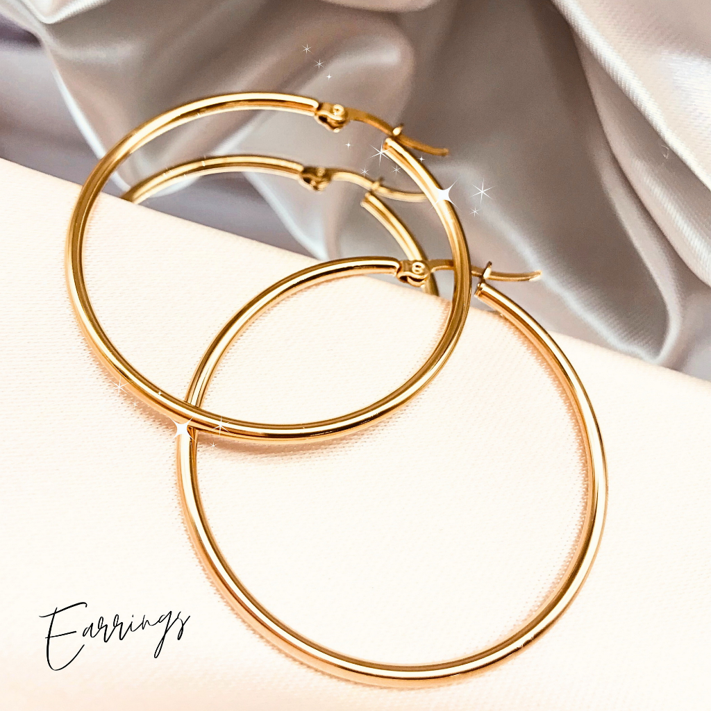GnG 】Geometrical Gold Loop Hoop Earring in Gold Plated Fashion earrings ...