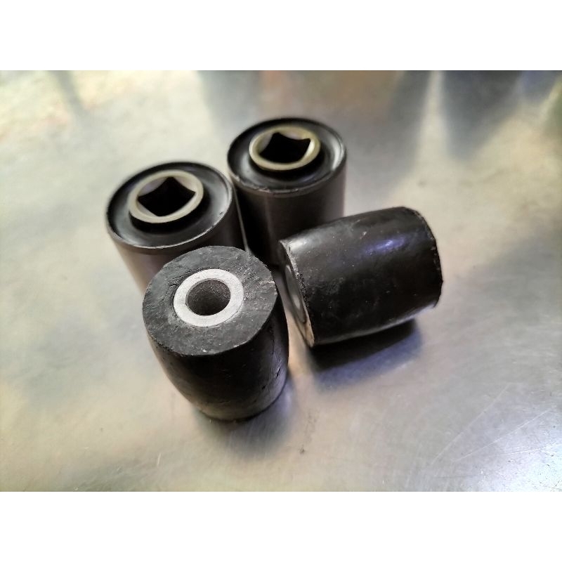 SWING ARM BUSHING & RUBBER BUSHING NOUVO 4PCS | Shopee Philippines