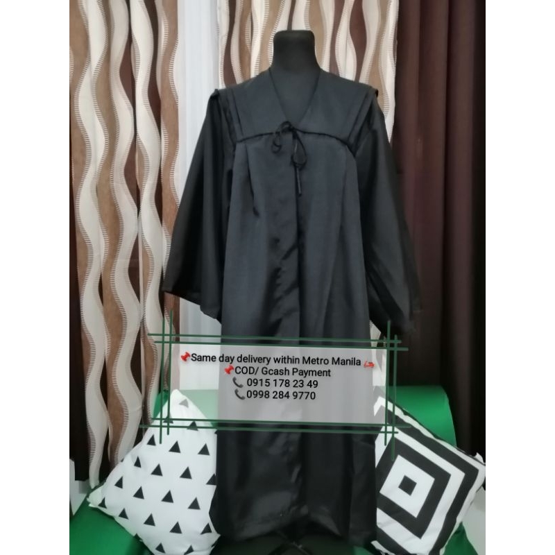 bar passer oathtaking Black toga Robe supreme court requirement ...